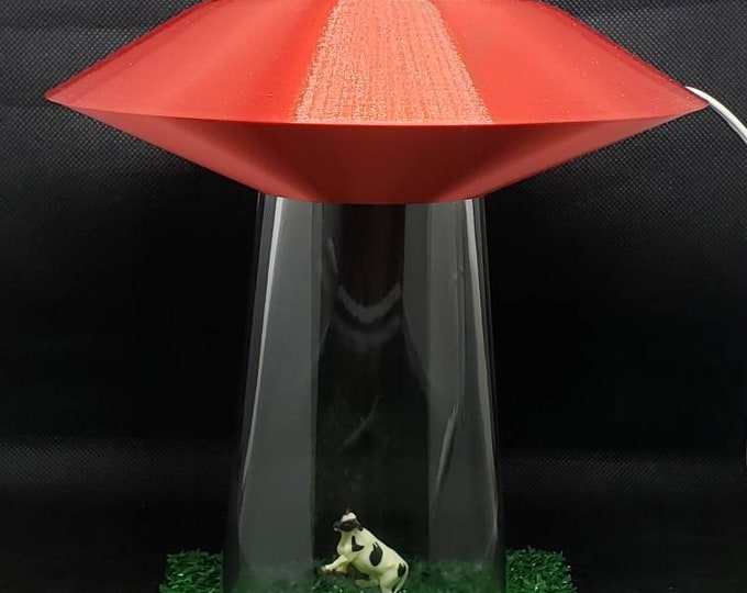 Red Ufo Alien Abduction Cow Desk Lamp Sci Fi Spaceship Outerspace Space ...
