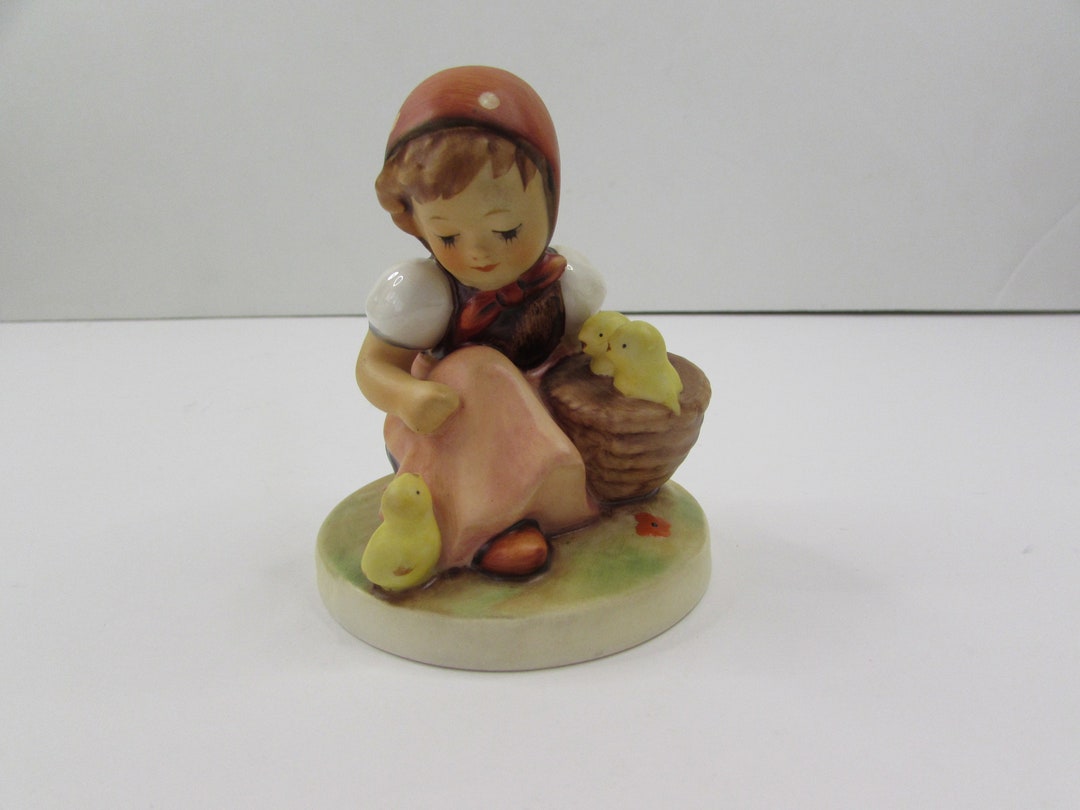 Goebel Figurine, Goebel Chick Girl Figurine, Goebel 1970's Chick Girl ...