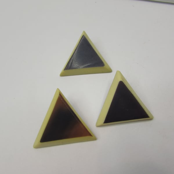 Two Tone Buttons - Etsy