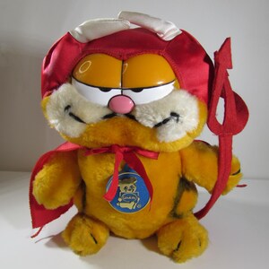 Toys, Plush Toys, Vintage Dakin Garfield Plush Toy, Dakin Garfield ...