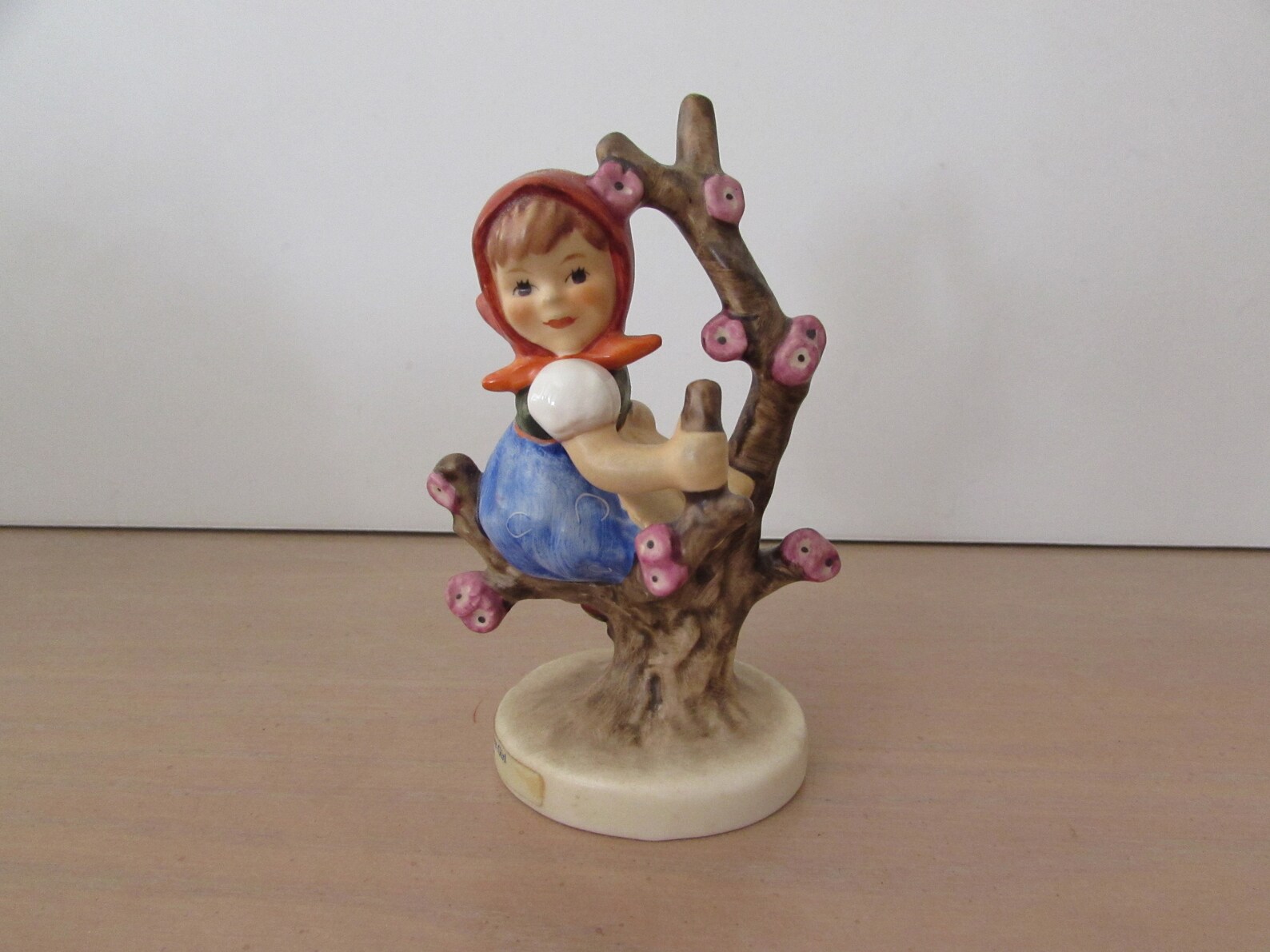 Goebel Figurine Vintage Goebel Figurine Goebel Apple Tree - Etsy