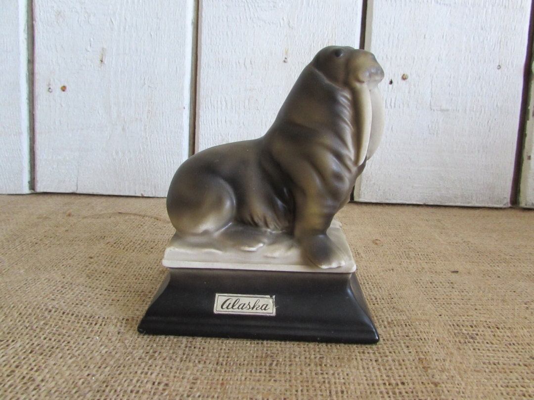 Souvenir Figurine, Vintage Souvenir Alaska Walrus Figurine, Walrus ...