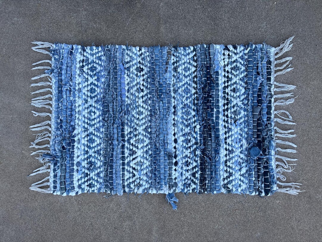 RARE Vintage Handmade Farm House Denim Blue Jean Rag Rug Throw 35”X22 ...