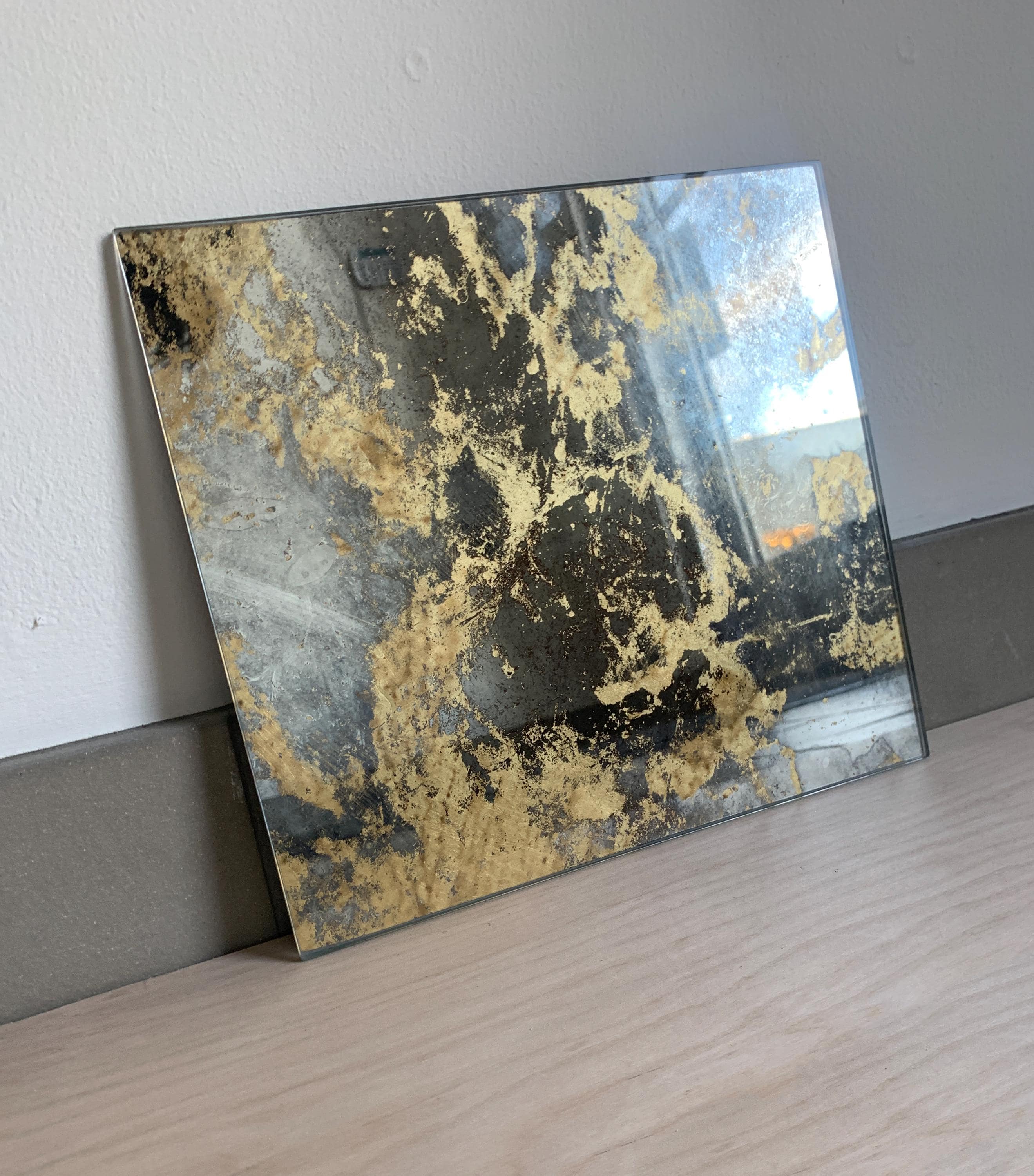 Natural Gold Vein Mirror. This Gold Vein Mirror is Made With an Organic ...