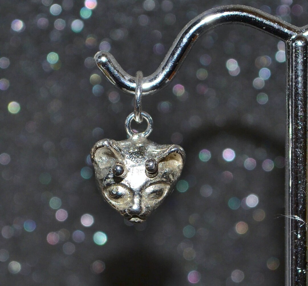 Cast Dimensional Space Alien Cat Head Pendant or Charm - Silver, Hollow ...