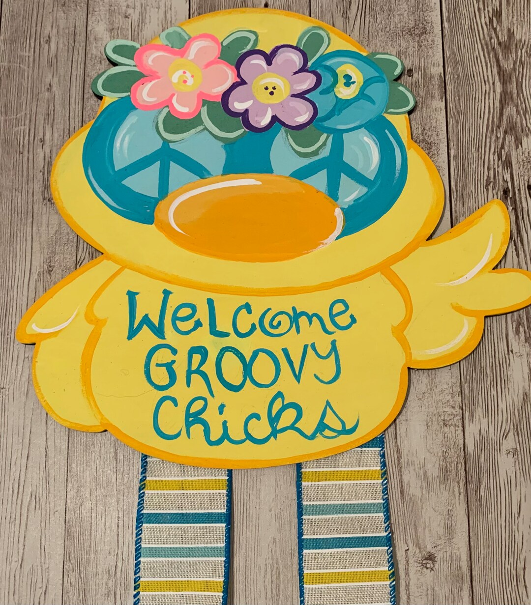 Groovy Chicken Spring Wood Diy Kit, Peace Love and Chicken Wreath ...