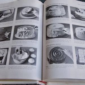 VTG Betty Crocker Cookbook White Padded Bridal Edition Pie Cover 1969 ...