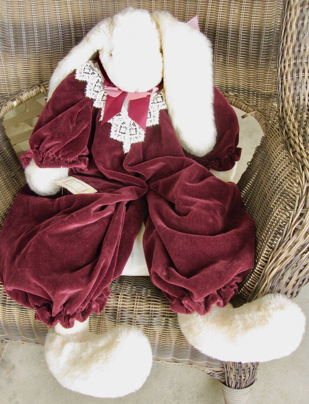 VTG Bunnies by the Bay Victoria Bunny Rabbit Velvet Lace 32" • Handmade ...