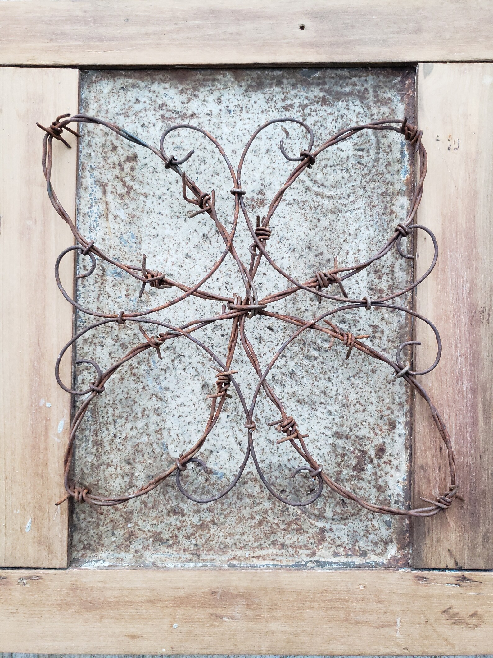 Barbed Wire Wall Decor; Rustic Decor; Front Door; Wall Hanging ...