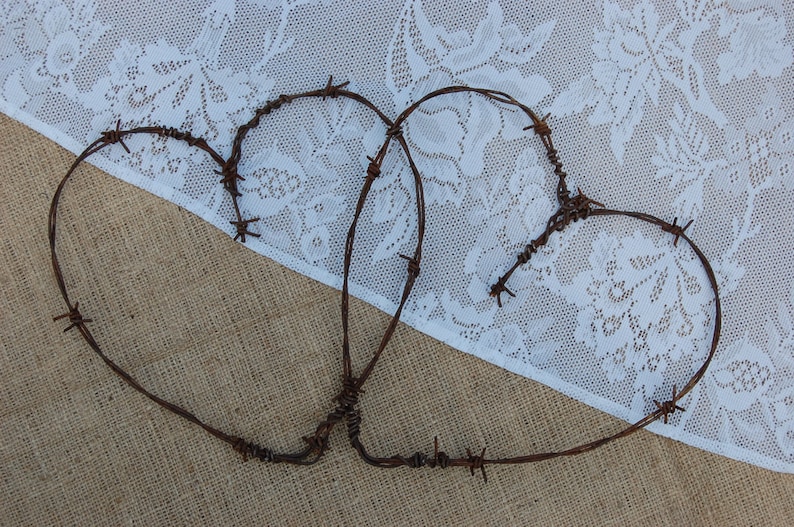 Entwined Barbed Wire Hearts Wedding Hearts Rustic Home - Etsy