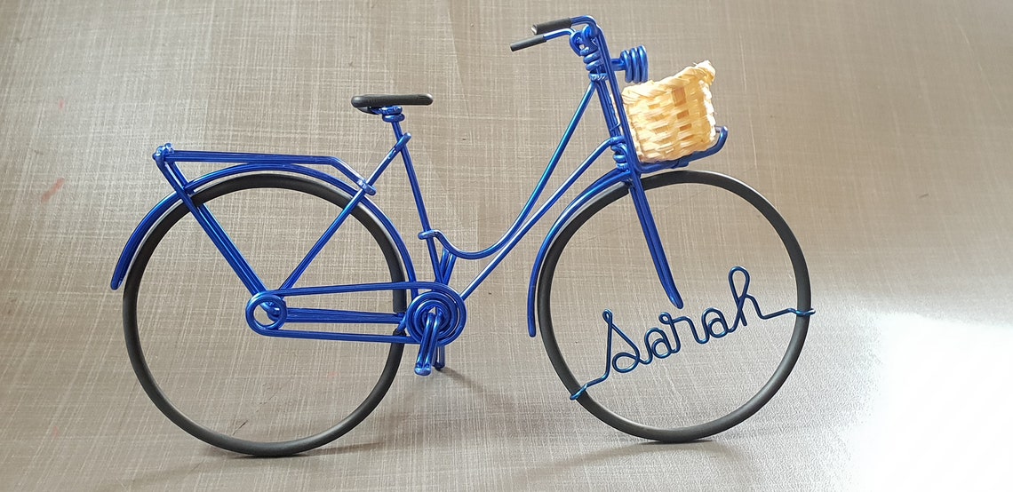 Vélo Hollandais Miniature avec panier osier / Dutch bike in | Etsy France