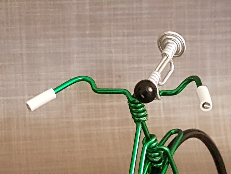 Miniature Bike With Trumpet Horn / Classic Bike in Aluminum Wire With ...