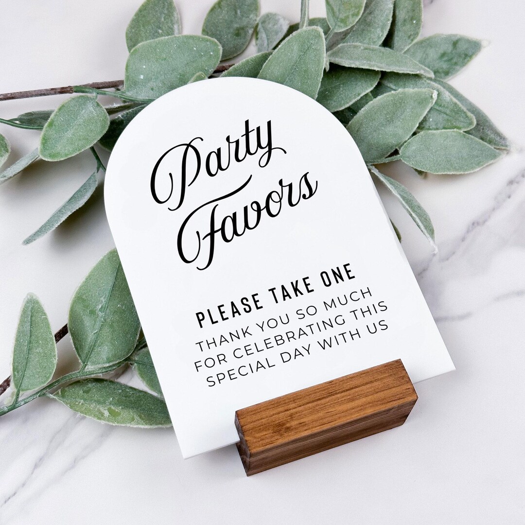 Party Favors Elegant Arch Table Sign, Party Favors Sign, Modern Script ...
