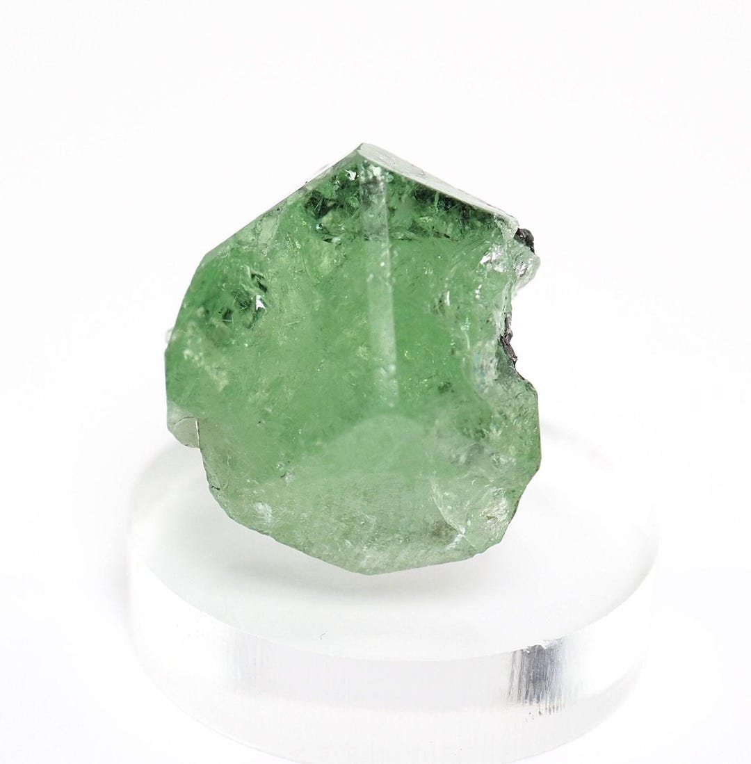Grossular Garnet Crystal Tsavorite Green Raw Natural Gemstone From ...