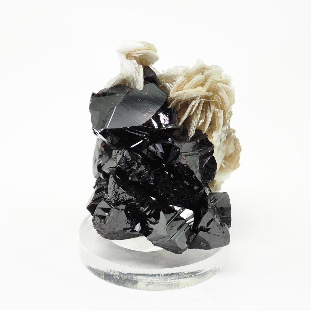 Cassiterite Crystal With Muscvoite From China Natural Stone Science ...