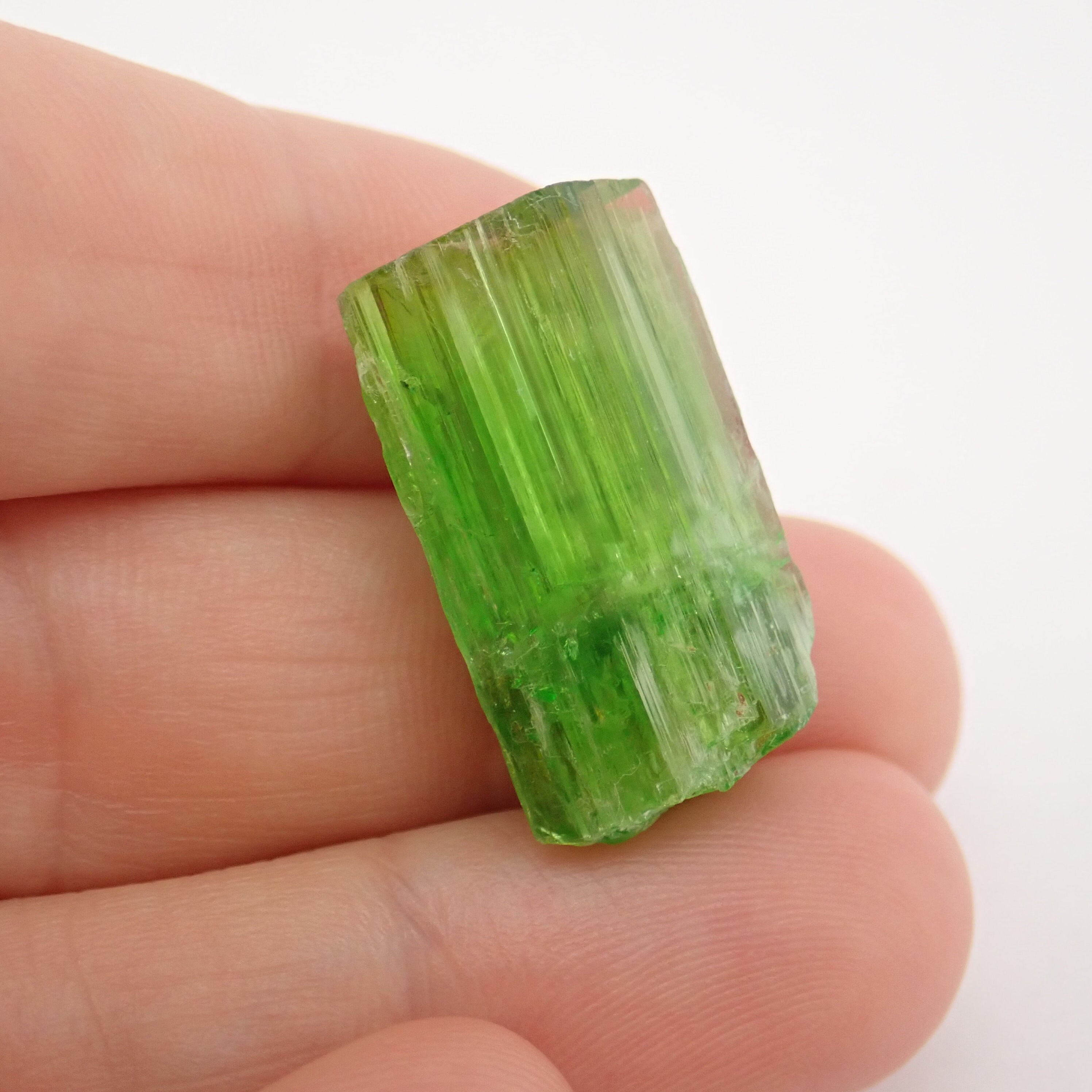 Tremolite Crystal From Lelatema Mtns Tanzania 4.5gm / 25mm | Etsy