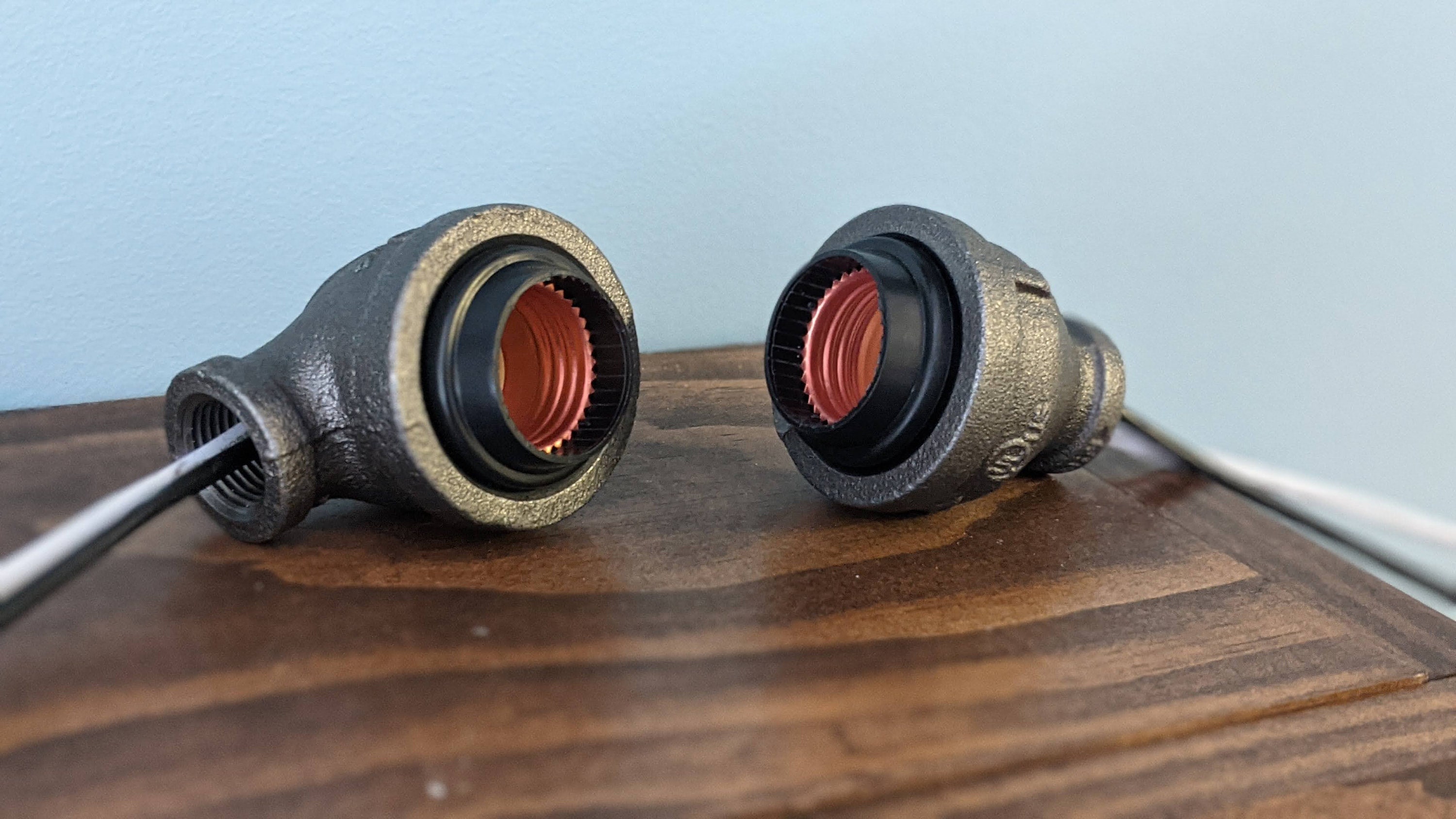 Industrial Pipe Lamp Socket 1-1/4 X 3/4" 120 - 250 Volt Steampunk ...