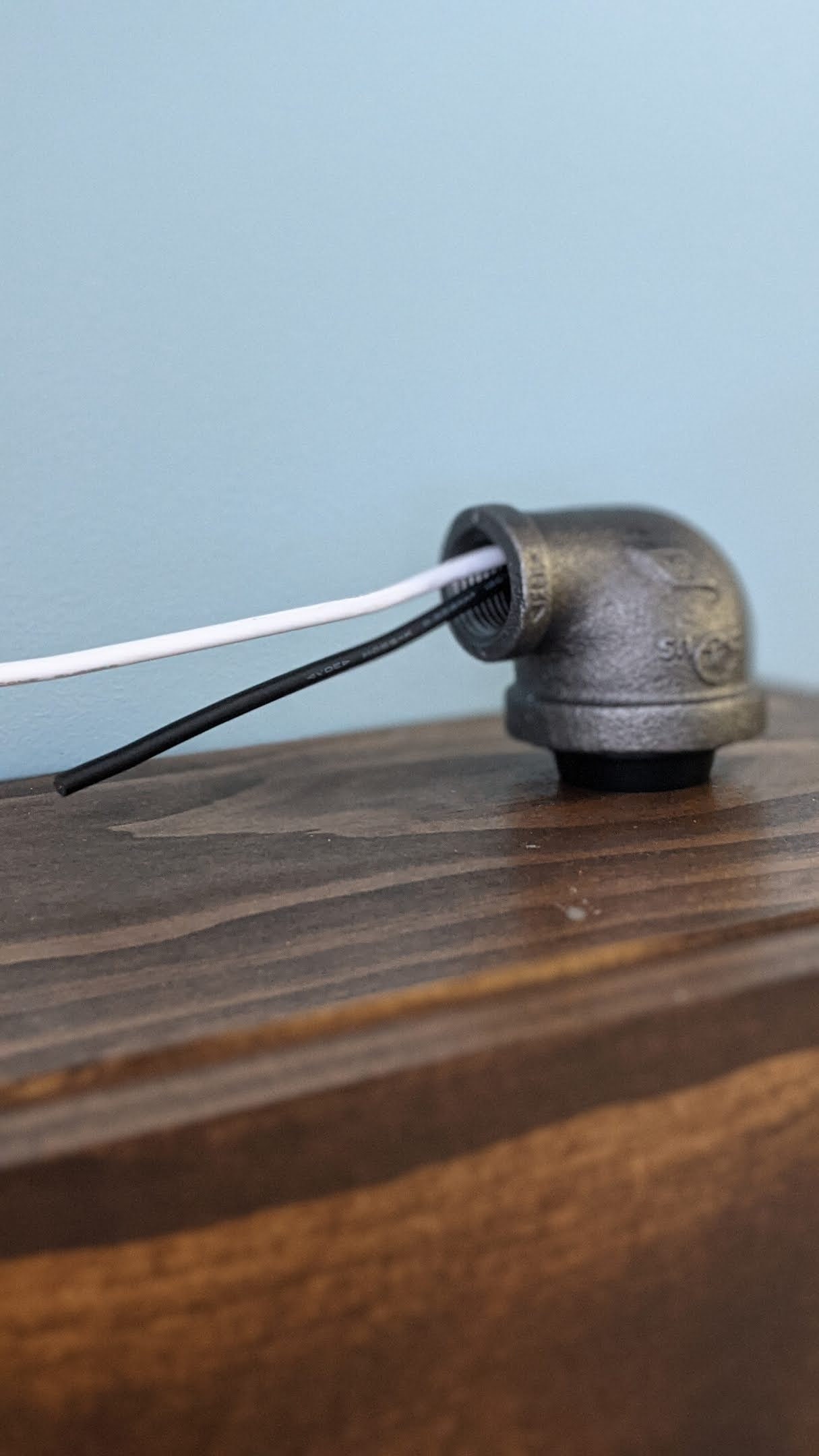 Industrial Pipe Lamp Socket 1-1/4 X 3/4" 120 - 250 Volt Steampunk ...