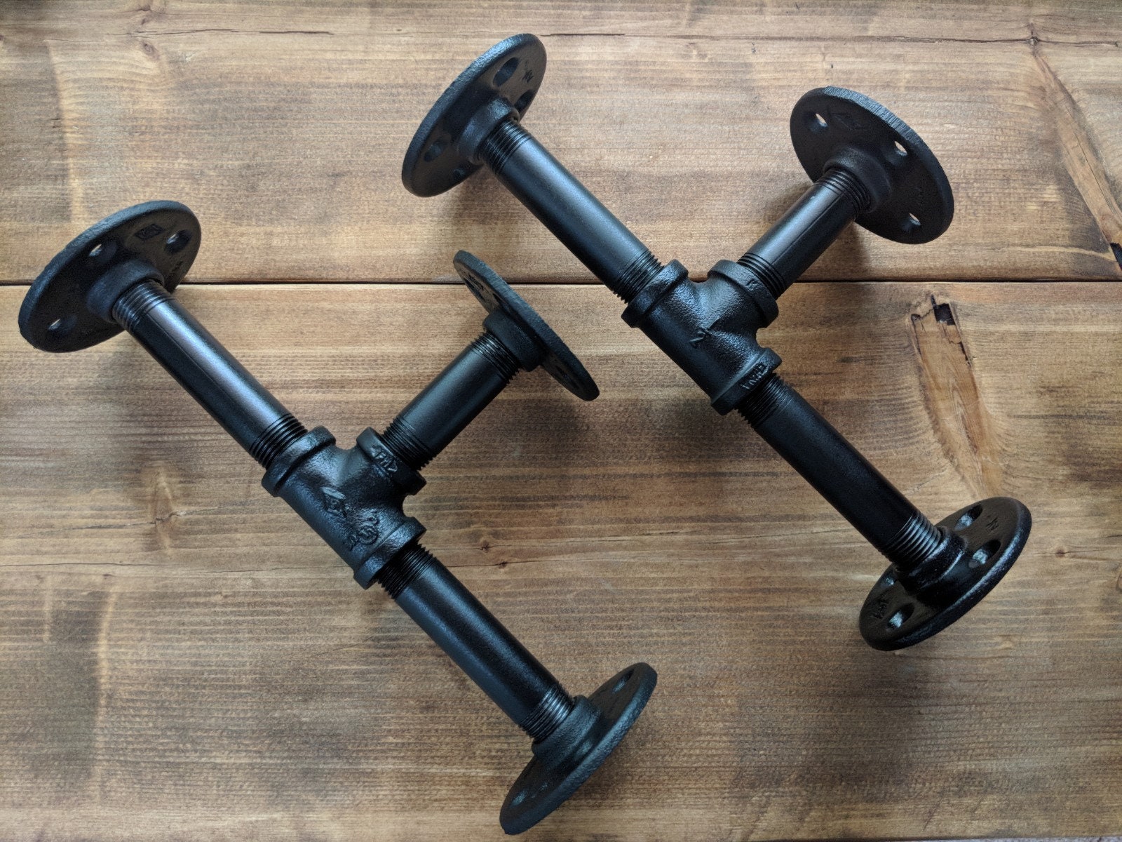 Rustic Iron Industrial Pipe Shelf Bracket - Etsy Canada