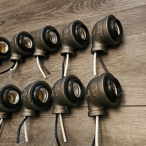 10 Industrial Pipe Lamp Socket 1-1/4 X 1/2" 120 - 250 Volt Steampunk ...
