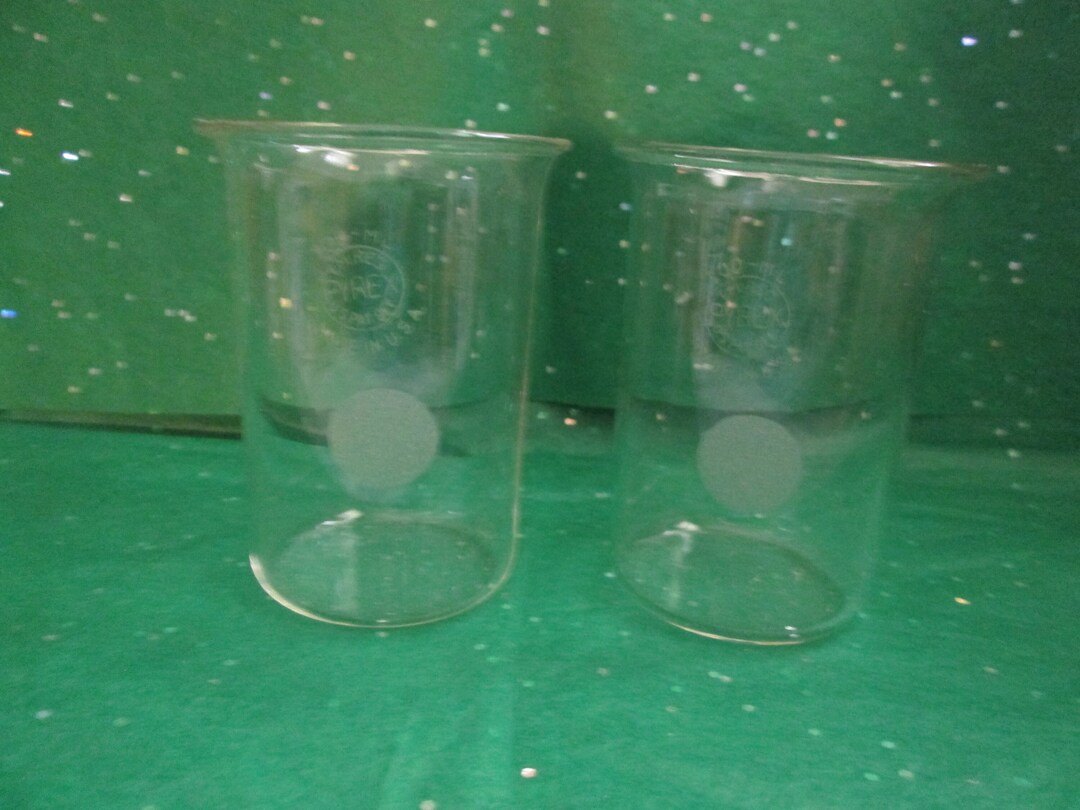 Vintage Spotless Pyrex Beaker. Laboratory Beaker, Made in USA, 100 ML ...
