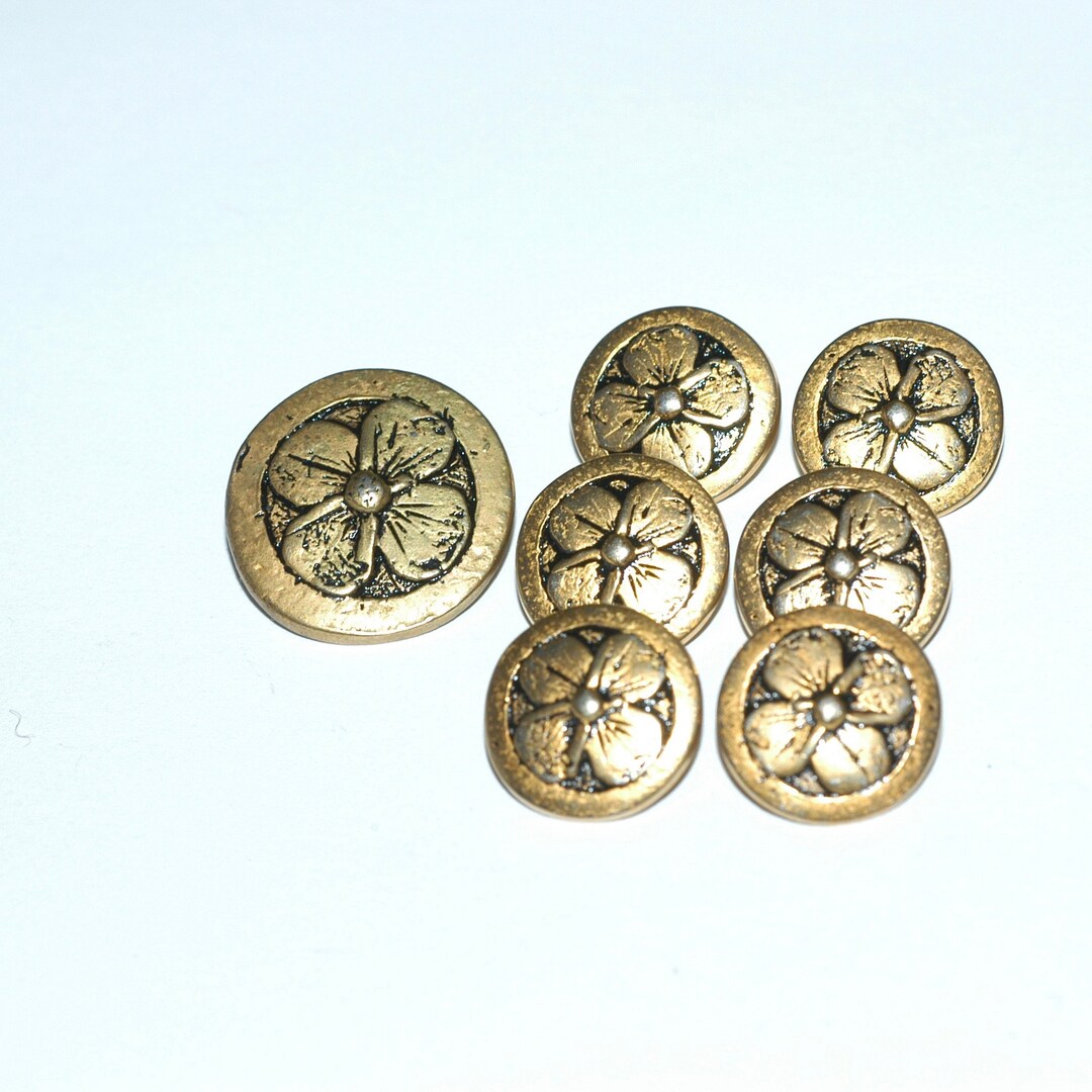 Antiqued Gold Metal Suit Button Set With Flower Center Detail - Etsy