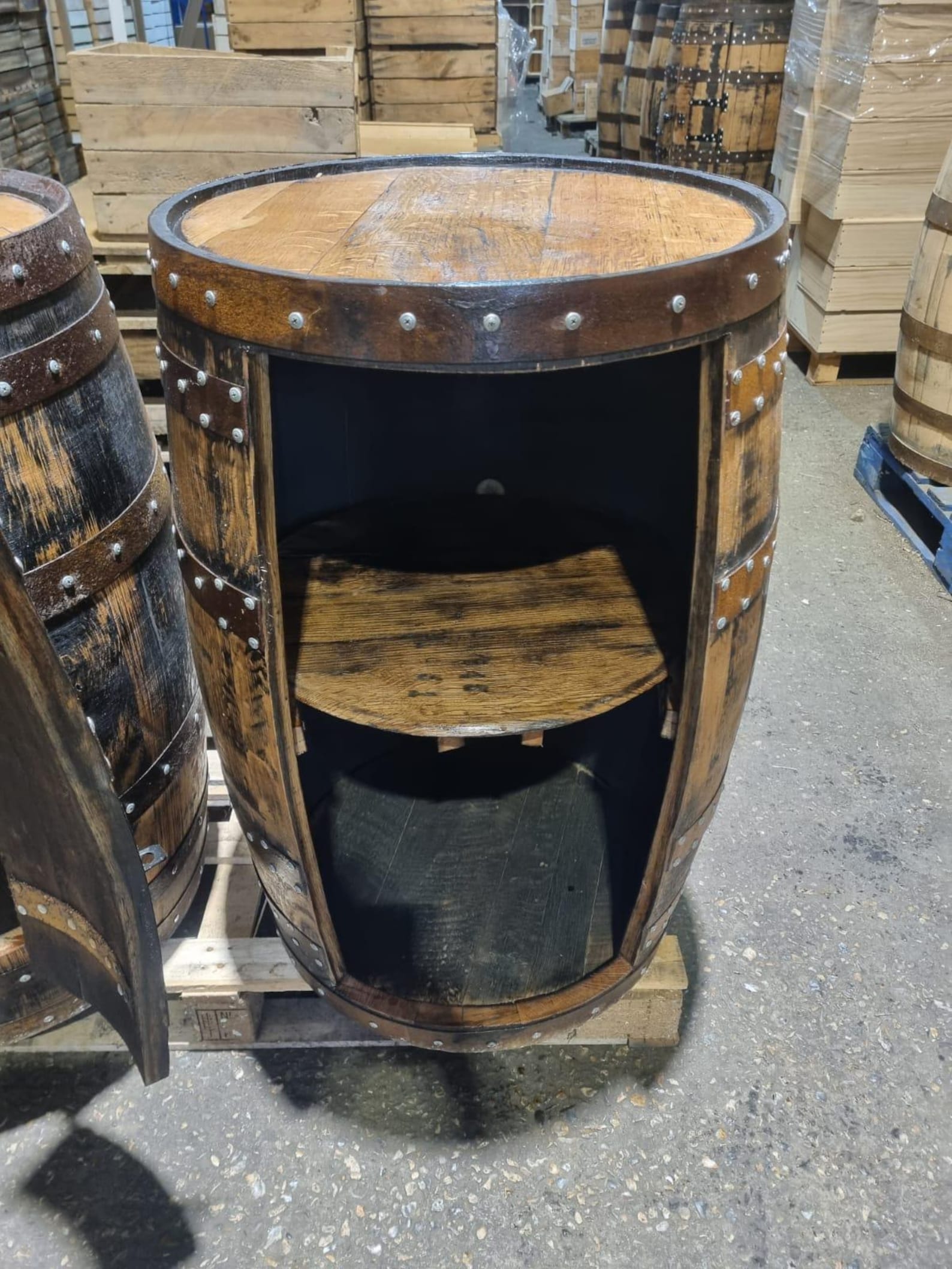 Rustic Bourbon Barrel Cask Handcrafted Drinks Cabinet / Home Bar / Man ...