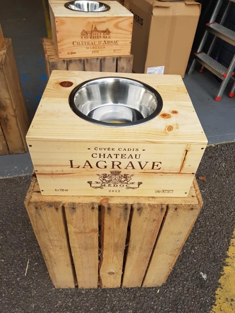 Reclaimed wooden wine box PET FEEDER BOWL / Station for dogs & | Etsy