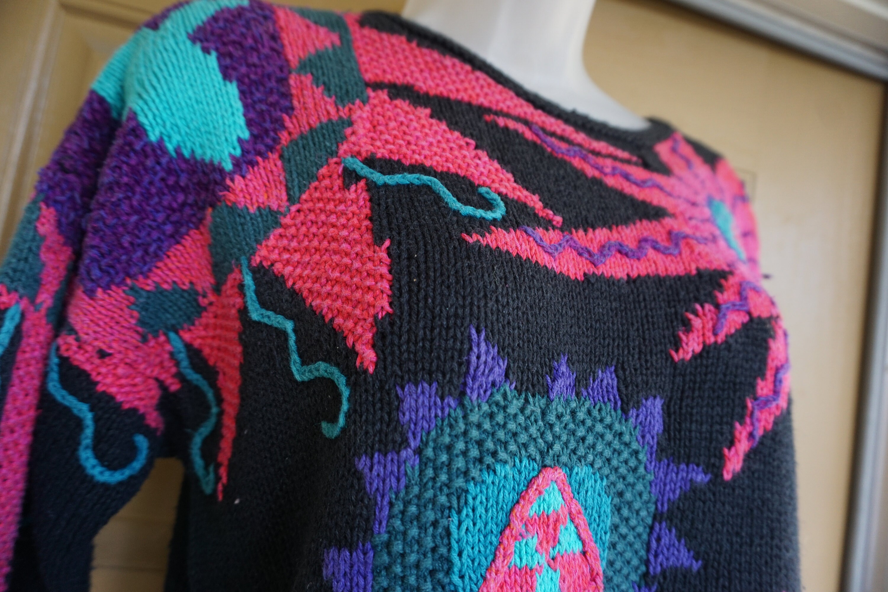 Vintage knit sweater size Medium cute heavy warm hand knitted | Etsy