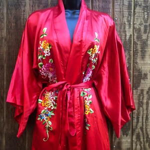 Vintage Floral Embroidered Robe Small Medium Large Asian - Etsy