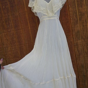 Roberta Bridal off White Wedding Gown Size 5/6 Small S Prairie Dress ...