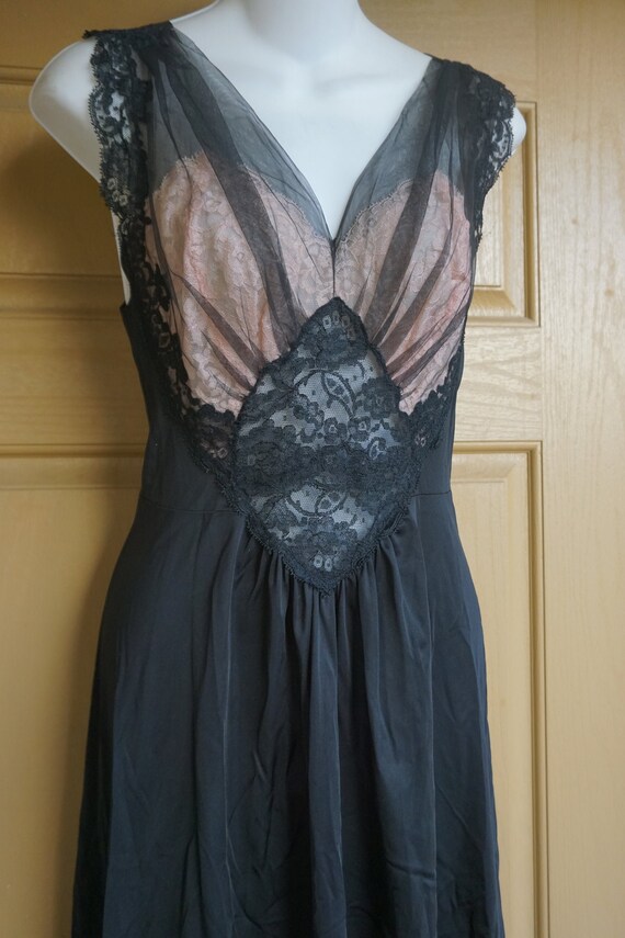 Vintage Black Lace Sexy Maxi Nightgown Size 32 Fits M… Gem