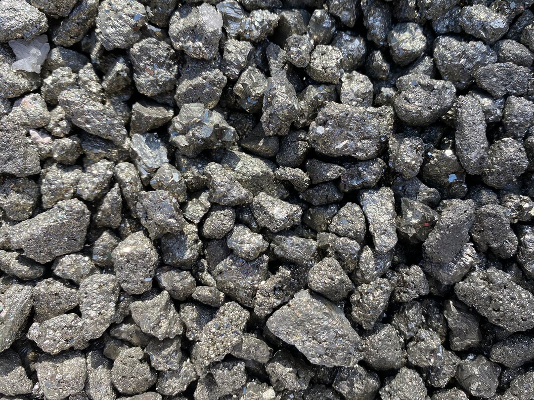 1 LB Crushed Pyrite - Bulk Pyrite Granules - Etsy