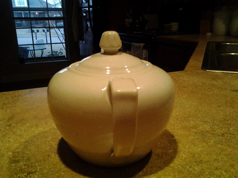 Custom Hand-illustrated Ceramic Teapots Made to Order - Etsy