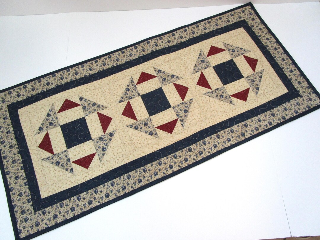 Quilted Table Runner, Country Table Runner, Farmhouse Table Runner ...