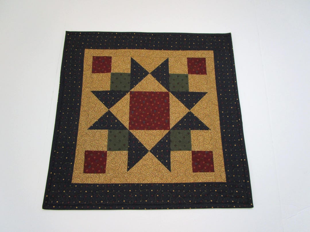 Quilted Star Table Topper, Country Farmhouse Decor (20" X 20") - Etsy