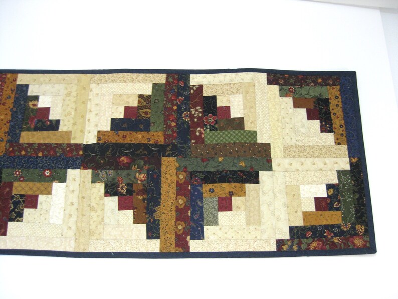 Log Cabin Quilted Table Runner Farmhouse Table Runner - Etsy