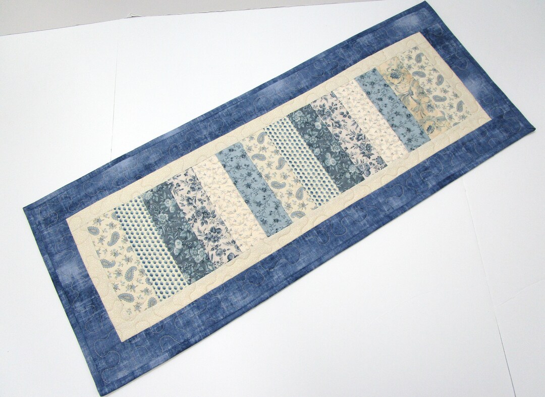Quilted Table Runner, Quilted Blue Farmhouse Table Runner, Country ...