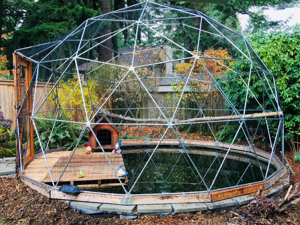 16 Ft Geodesic Dome Outdoor Aviary, Flight Cage, Animal Pen With Avian ...