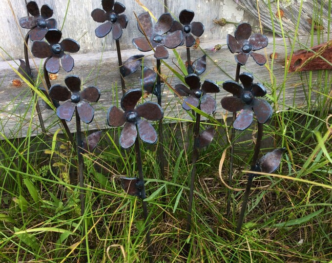SET OF 5 ~ Mini Wild Flowers ~ Bouquet ~ Metal Garden Art ~ Rustic ...