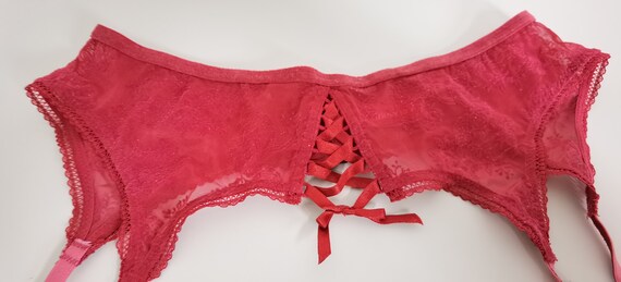 Vintage red garter belt by Triumph International mode… - Gem
