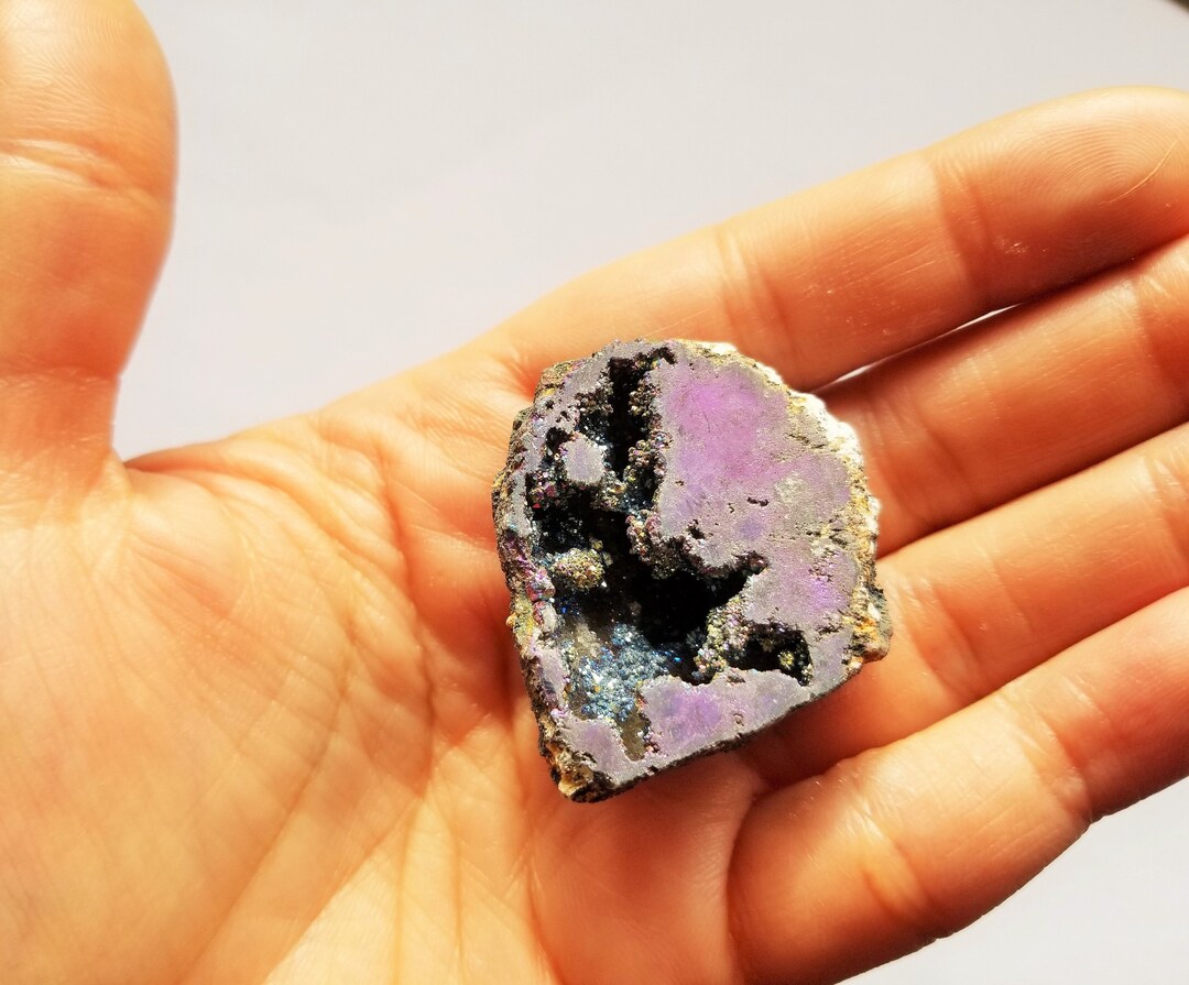 Large Colorful Rainbow Stone, Titanium Geode Stone, Designer Stones ...