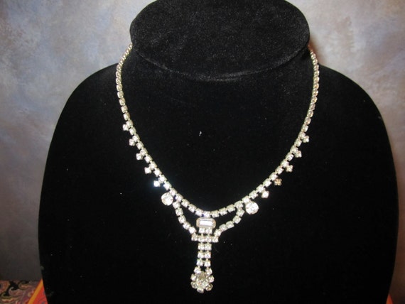 BEAUTIFUL VINTAGE KRAMER Box Set Rhinestone Necklace - Gem