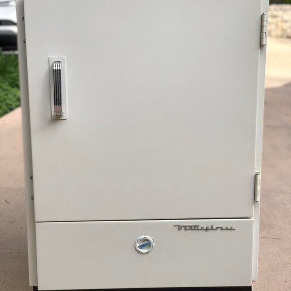 Vintage Refrigerator - Etsy