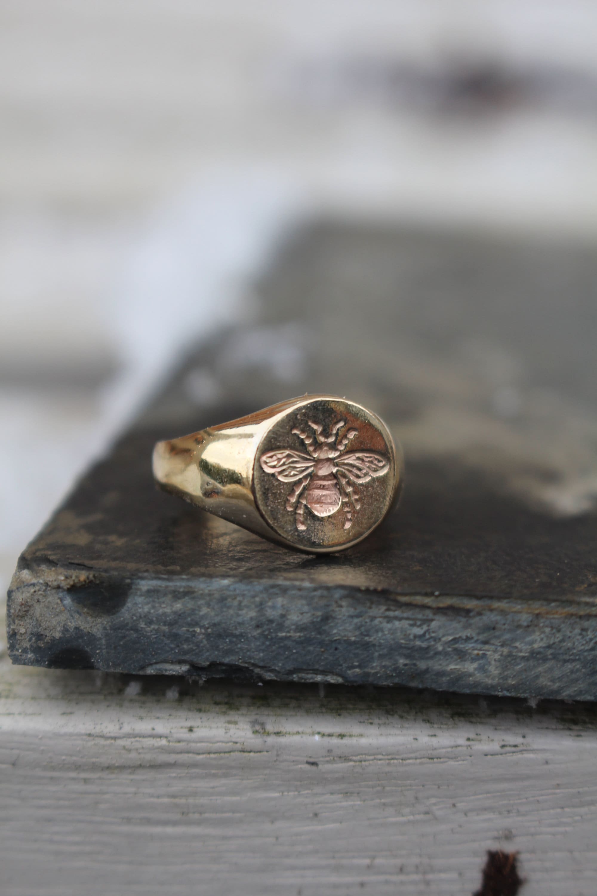 Gold Bee Engraved Signet Ring - Etsy