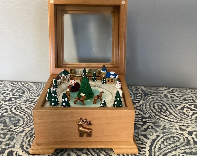 Mr. Christmas Annimated Wooden Music Box/christmas Gifts - Etsy