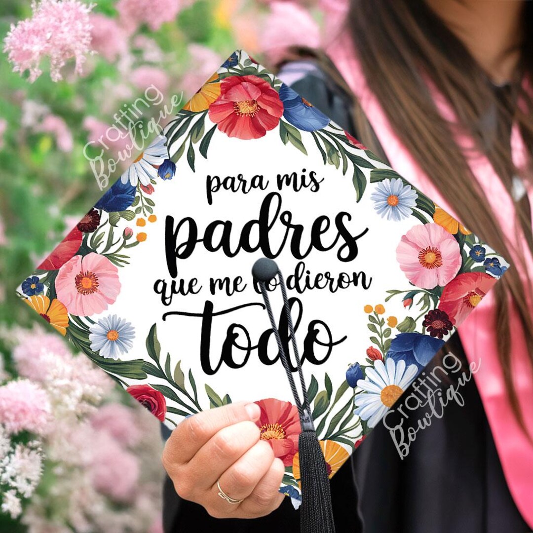 Latina Grad Cap Design | CARDSTOCK Graduation Cap Design | Para Mis ...