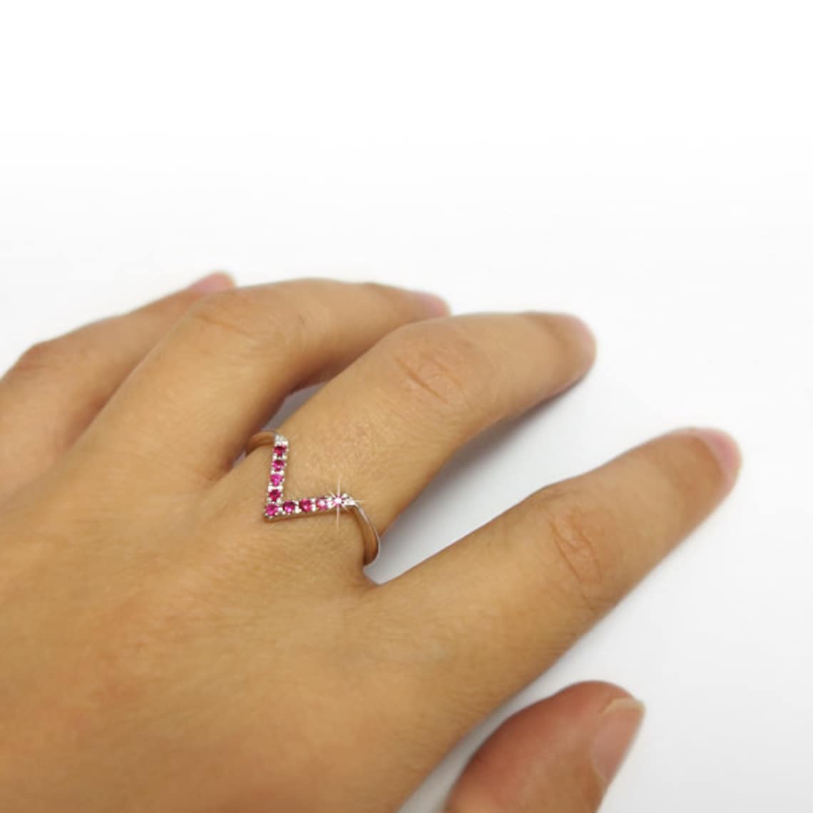 Gold V Ring Ruby Ring Chevron Ring Curved Band Unique - Etsy