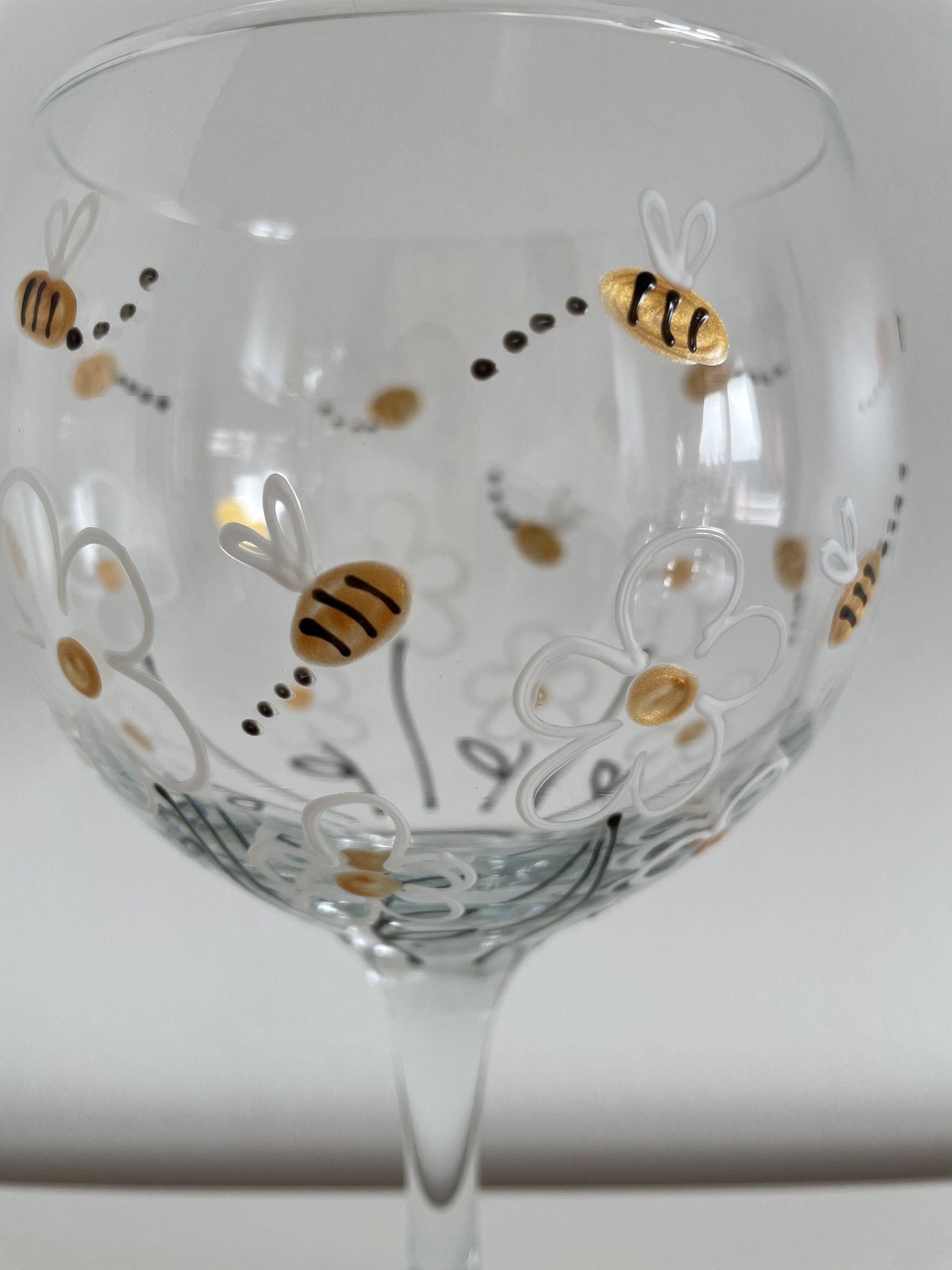 Daisy and Bee Gin Glass Hand Painted and Designed by Luci Lu - Etsy UK