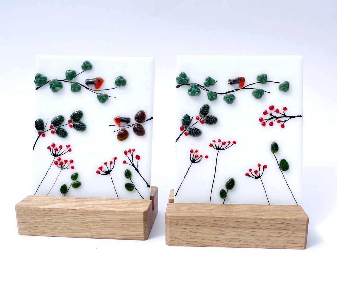 Robin in the Snow Fused Glass Winter Scene With Oak Wood Stand Holly ...